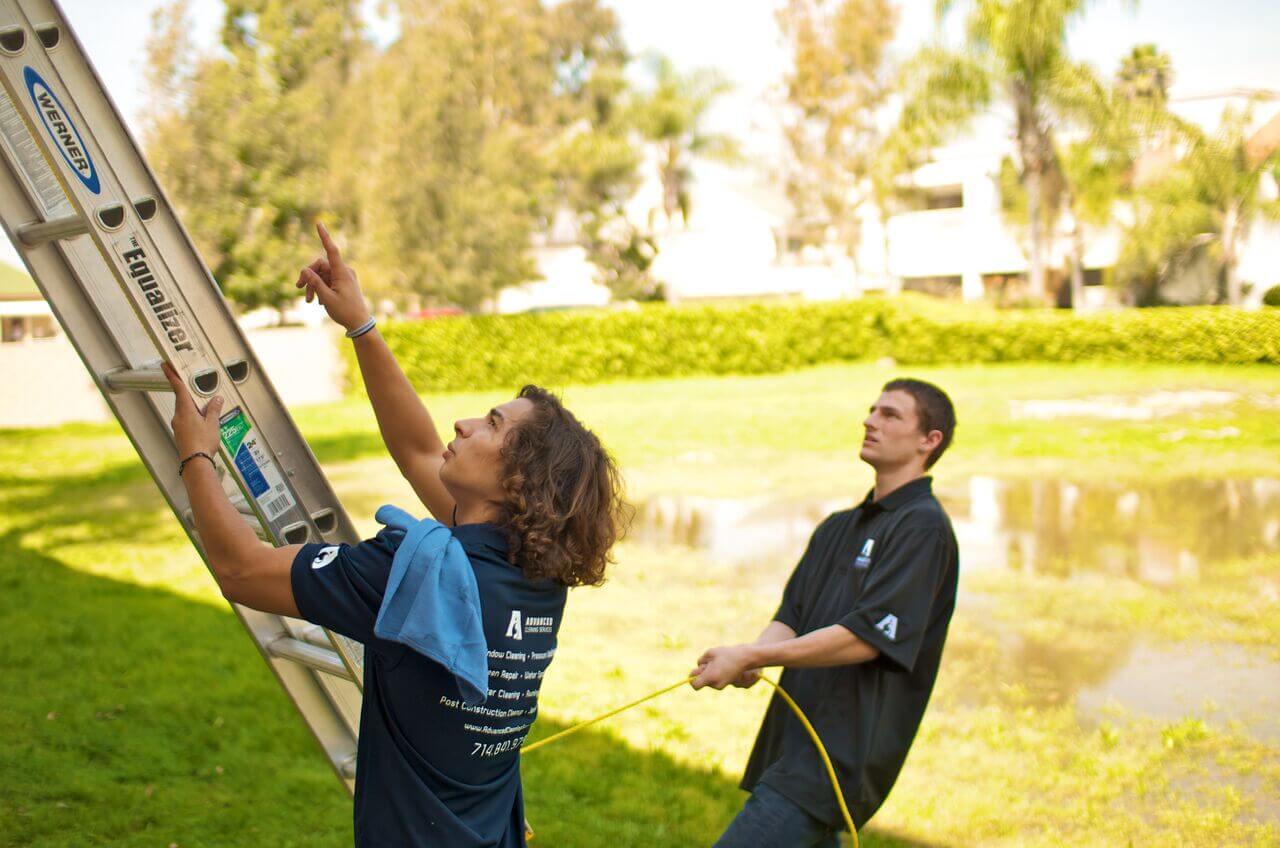 Home - Advanced Windows Cleaning